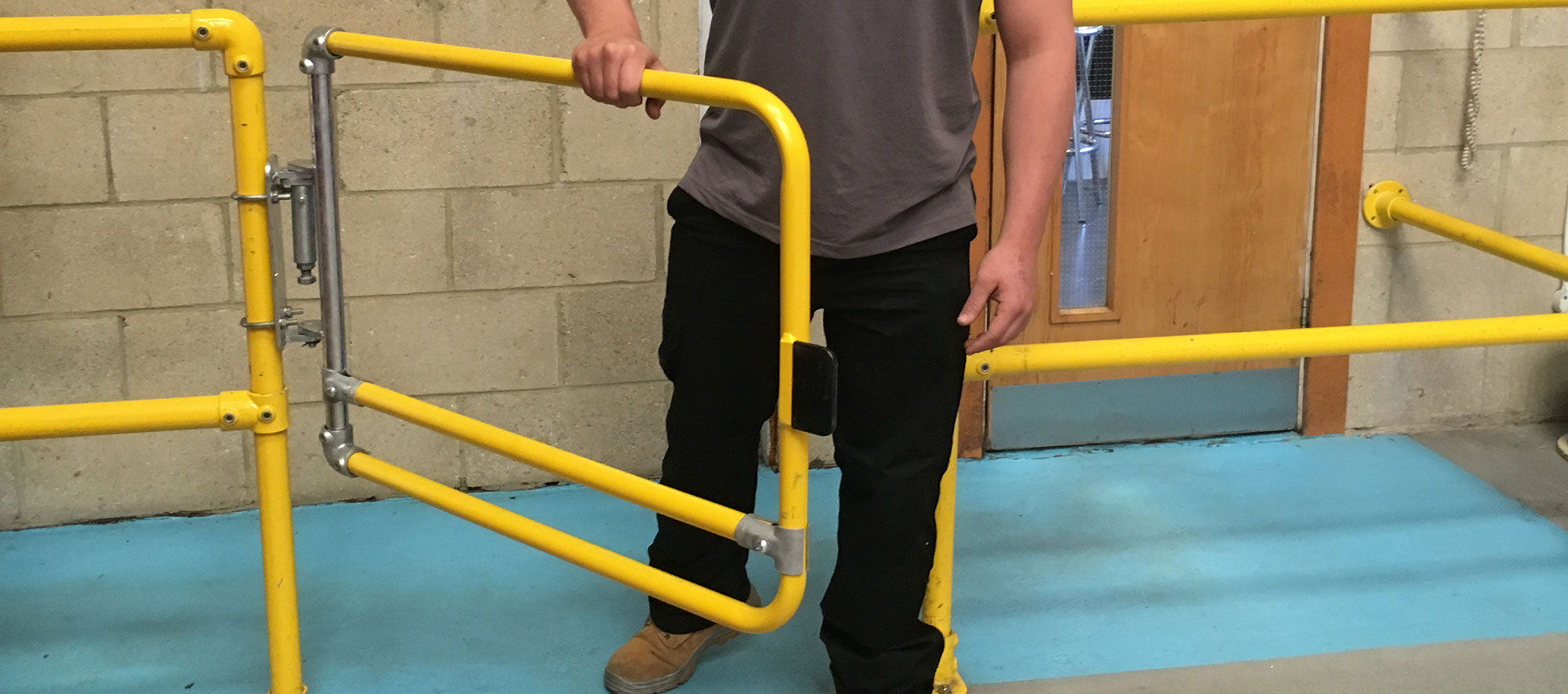 Amazon Distribution - Kee Gate Installation - Kee Safety